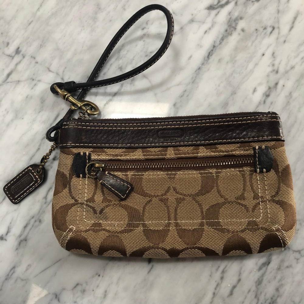 Coach Signature C Wristlet Brown - Gem